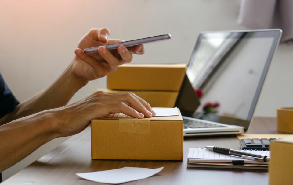 ParcelsApp : voici comment suivre son colis avec cette application